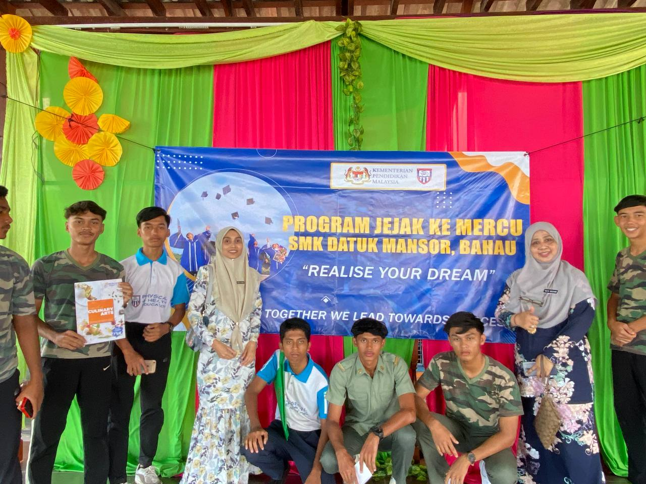 PROGRAM JEJAK KE MERCU | SMK Datuk Mansor